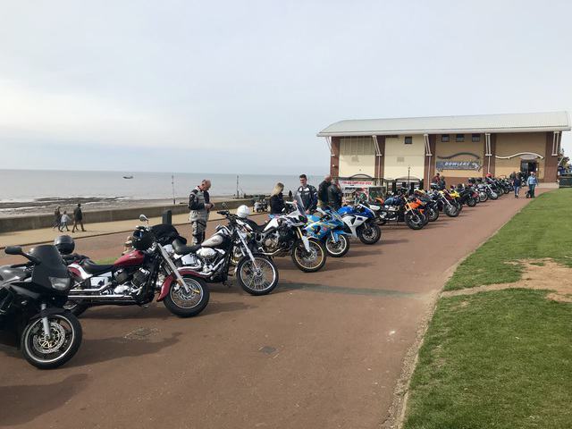 The Beautiful Way Round | Ian Perrin